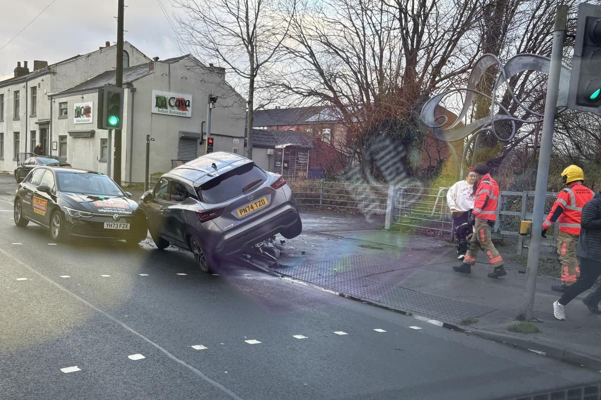 Two people injured in Wigan crash involving driving school car Two people injured in Wigan crash involving driving school car